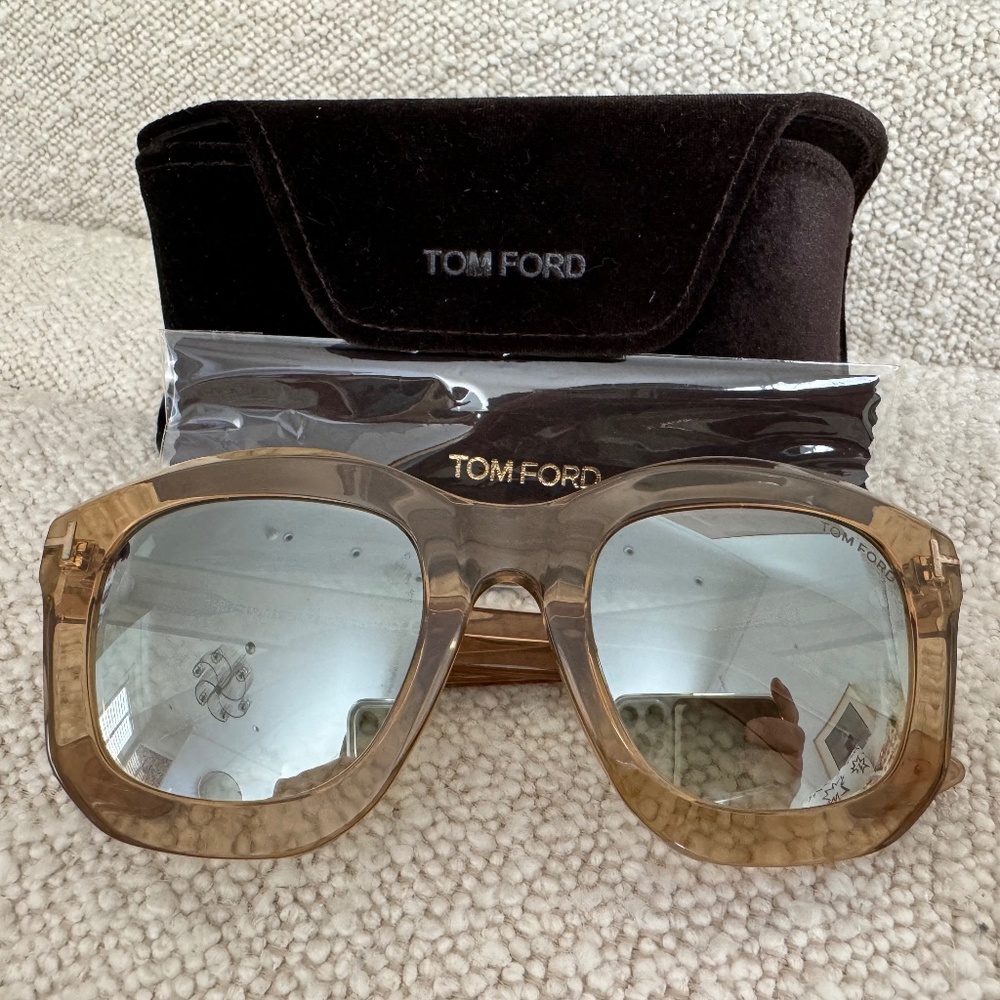 New Tom Ford Transparent Julia-02 Sunglasses - Gem